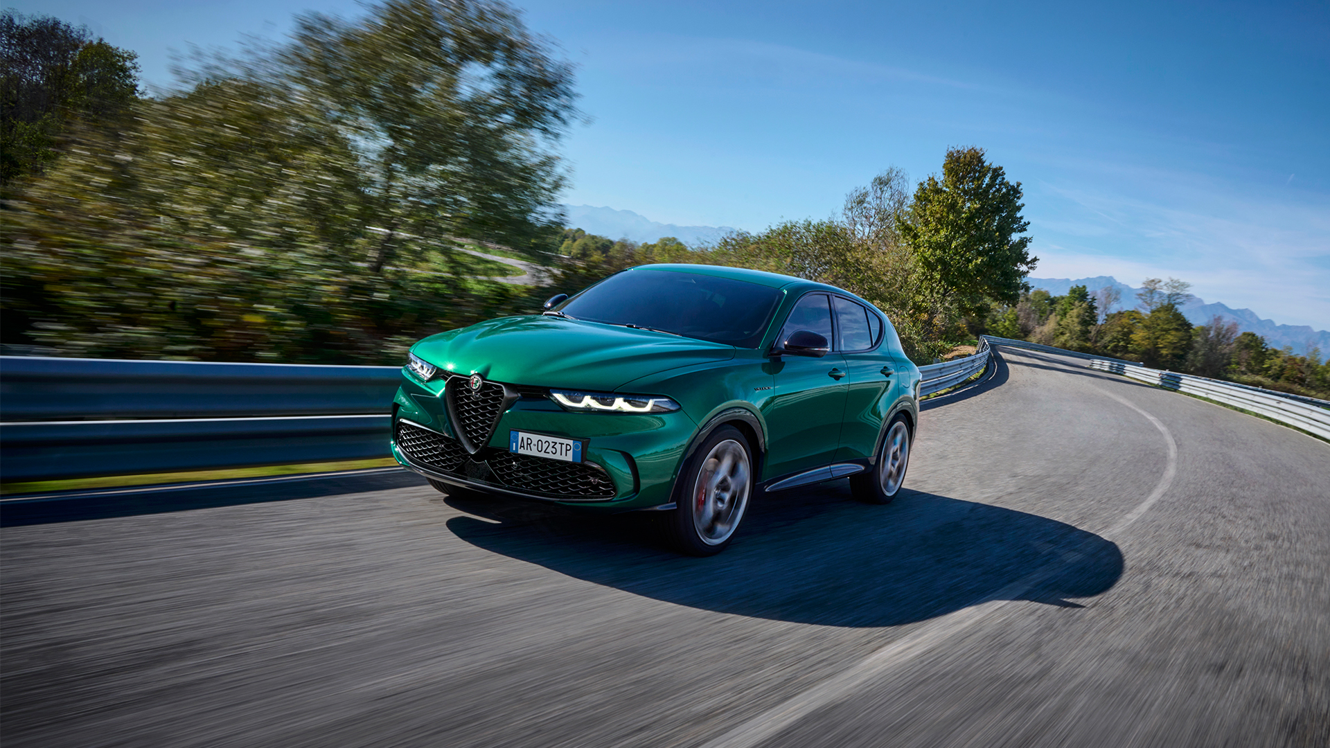 Alfa Connect, Apple Car Play & Android Auto | Alfa Romeo