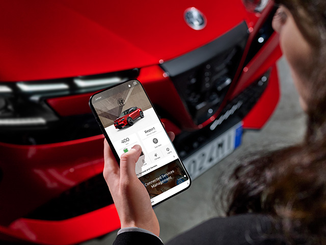 Alfa Romeo Junior Elektro: Galerie | Alfa Romeo DE