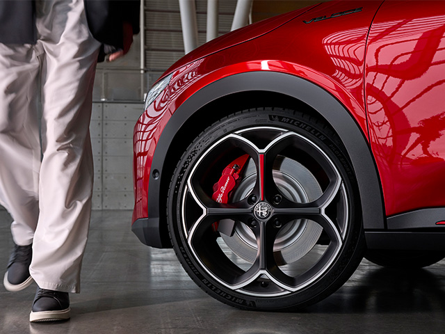 Alfa Romeo Junior Elektro: Galerie | Alfa Romeo DE